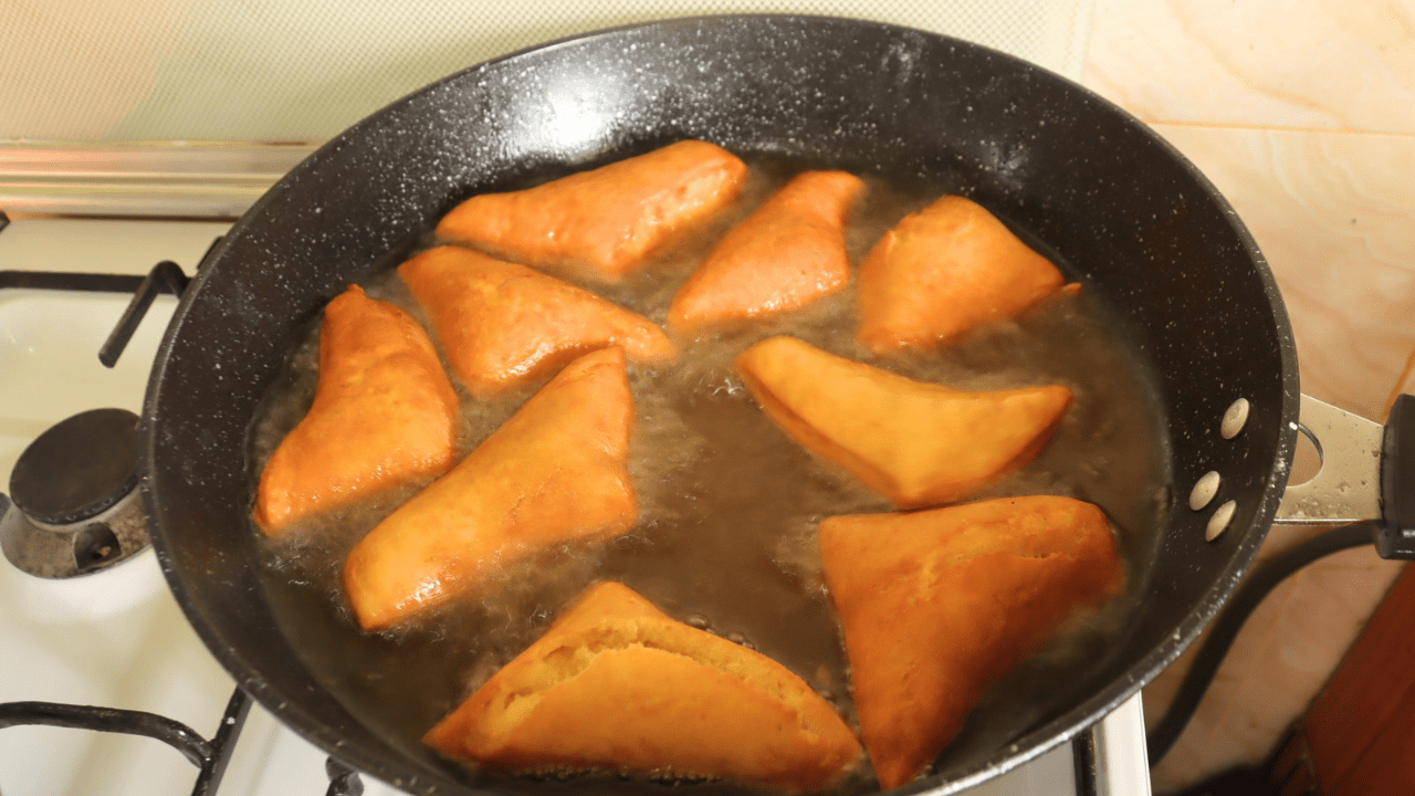 Easy Banana Mandazi Recipe – Soft & Sweet
