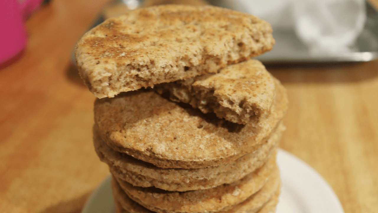Whole Wheat Digestive Biscuits | Easy No-Oven Recipe