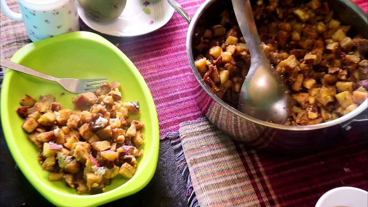 Easy Spiced Sweet Potatoes with Lemon Garlic Dressing